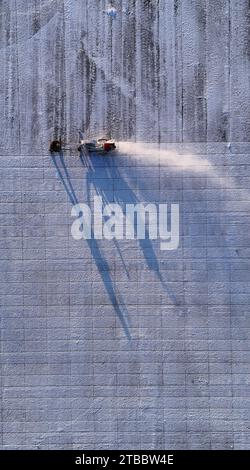Aerial photo shows workers cutting ice lines to mine ice on Songhua ...