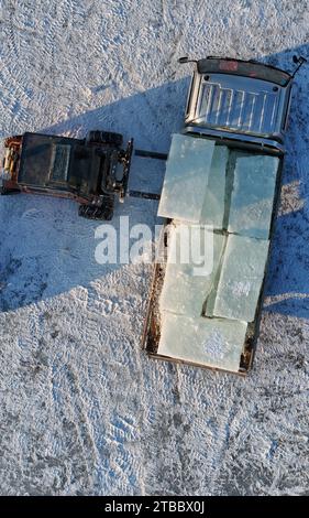 Aerial photo shows workers cutting ice lines to mine ice on Songhua ...