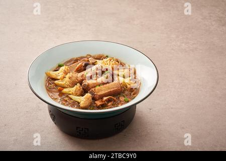 Sichuan sweet potato noodles with pork rib Stock Photo - Alamy