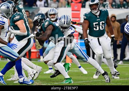 Dallas Cowboys safety Markquese Bell (14) holds on to Philadelphia ...