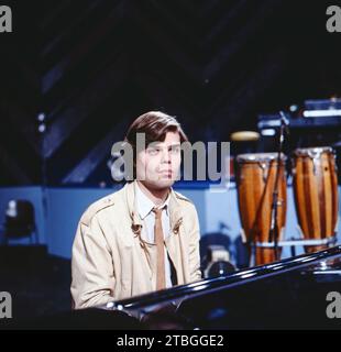 Thomas Fuchsberger, auch Tommy Fuchsberger, deutscher Sänger, Musiker ...