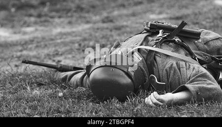 german soldier army wehrmacht fallen dying death warfare man male world ...