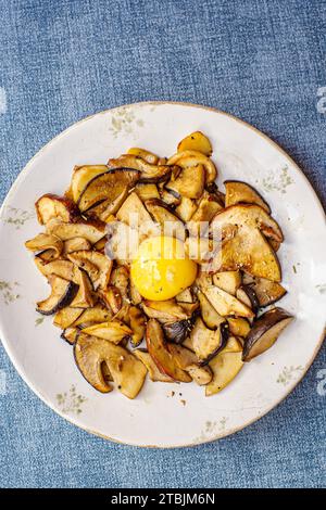 Ceps (Boletus edulis), edible mushrooms Stock Photo - Alamy