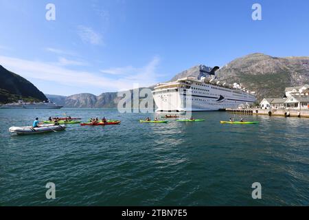 The cruise ship Magellan (CMV Cruises Stock Photo - Alamy