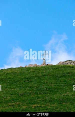 summer hike to the Rofanspitze, Achensee region, Rofan, Rofan mountains ...