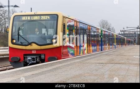 Class 481 train of the Berlin S-Bahn, a rapid transit railway system in ...