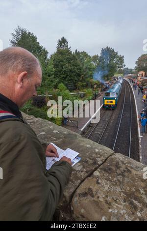 Class 52 'western' locomotive D1015 Western Champion running round its ...