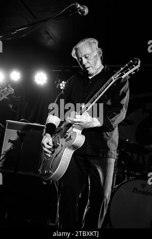 Glasgow, UK. 08th Dec, 2023. Photographs of Kirk Brandon of Spear of Destiny performing at KIng ...