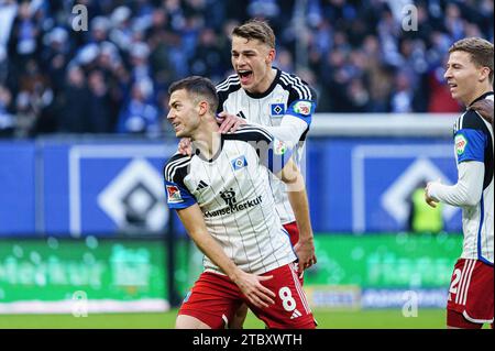 Torjubel Hamburger SV nach Tor zum 2:2 per Freistoss Jean-Luc Dompe ...
