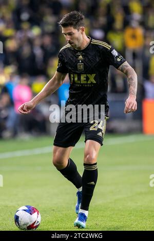 LAFC Defender Ryan Hollingshead (24) takes possession of the ball at ...