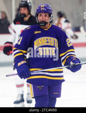 Columbus, Ohio, USA. 10th Dec, 2023. Ohio State Buckeyes forward Joy ...