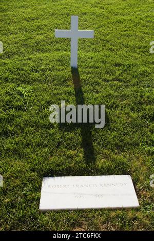 Grave of Robert F. Kennedy, Arlington National Cemetery, United States ...