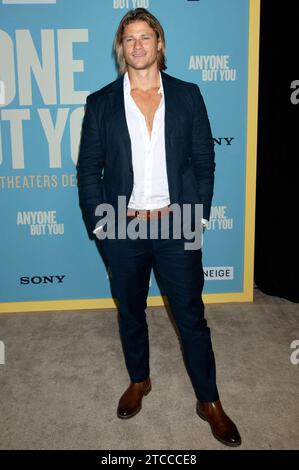 Joe Davidson bei der Ptemiere des Kinofilms Anyone But You/Wo die Lüge ...