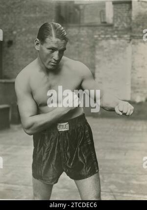 1935 (CA.) The Spanish boxer known in boxing circles with the nicknames ...