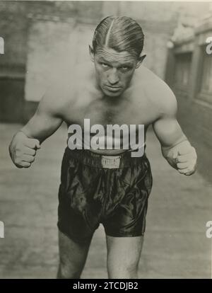 1935 (CA.) The Spanish boxer known in boxing circles with the nicknames ...