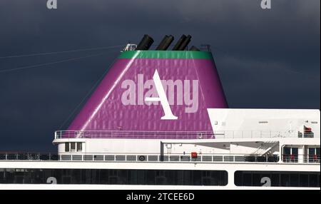 Due to technical problems with Ambiance (in dry dock in Bremerhaven ...