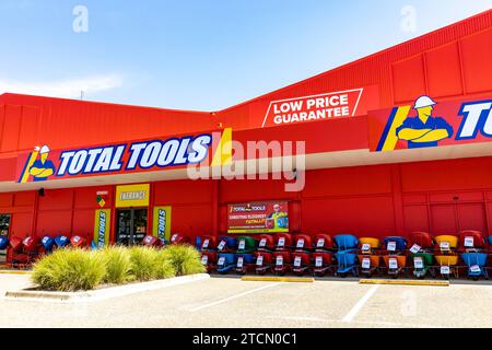 Total Tools store in Wagga Wagga Australia, Total tools sells building ...