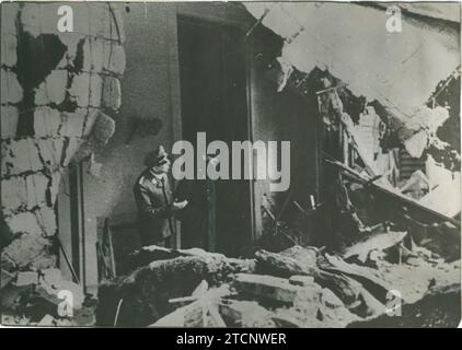 Berlin (Germany), 04/20/1945. Adolf Hitler and his aide-de-camp Julius ...