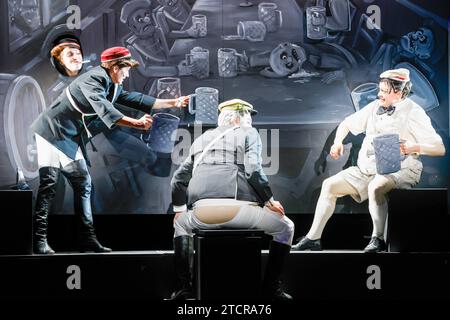 Tim Freudensprung, Via Jikeli, Marta Kizyma, Catherine Stoyan, Till ...