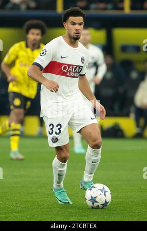 DORTMUND, GERMANY - DECEMBER 13: Warren Zaire-Emery (Paris Saint ...