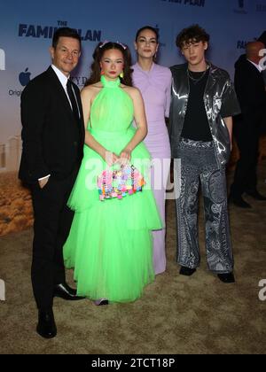 MARK WAHLBERG, MICHELLE MONAGHAN, ZOE MARGARET COLLETTI and VAN CROSBY ...