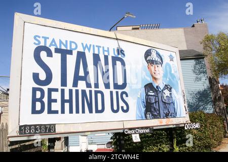 Billboards supporting Chicago police officers began going up since 2021 ...
