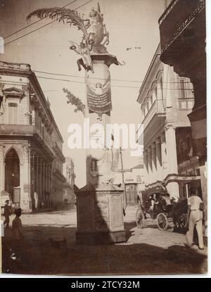 Havana (Cuba), January 1896. Cuban War. The ocean liner Santiago, which ...