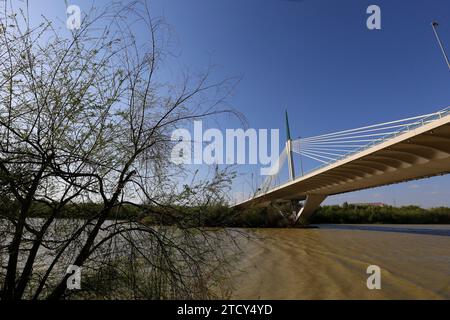 Córdoba, 03/20/2017. Bridges of Córdoba. In the Image, the Abbas Ibn ...