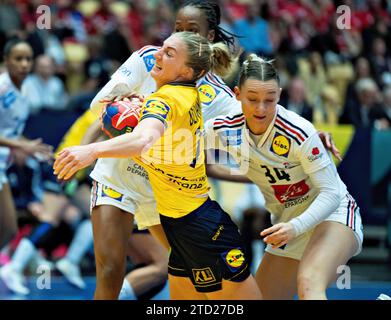 Lena Grandveau from France in action during the IHF World Womens ...