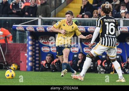 Morten Frendrup of Genoa in action during Serie A TIM between Genoa CFC ...