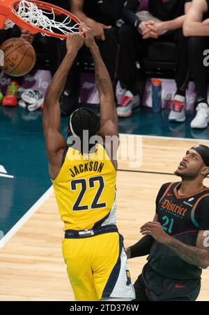 Indiana Pacers forward Isaiah Jackson (22) looks to shoot in front of ...