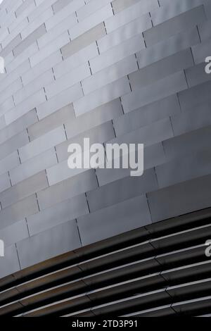 Modern building facade with repetitive geometric pattern Stock Photo ...