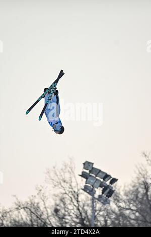 United States' Christopher Lillis (5-3) competes during the freestyle ...