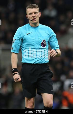 Referee Sam Barrott during the Newcastle United v Manchester City ...