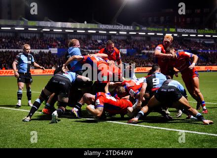 Tom Dunn of Bath Rugby scores his sides first try during the European ...
