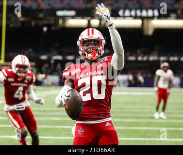 December 16, 2023: Louisiana's Jalen Clark (2) blows a kiss to the ...