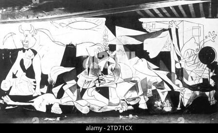 04/30/1937. Creative process of Picasso's Guernica. First picture ...