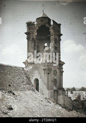 Soissons, Aisne, France The marmite bell tower of the Saint-Léger ...