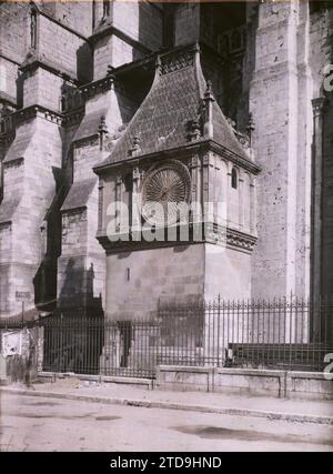 Pavillon de l’Horloge - Clock Pavilion of the Palais du Louvre designed ...