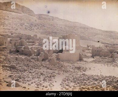 Beni Hassan, Egypt, Africa the mountain near the hypogées , 1914 ...
