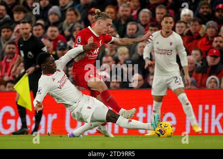 Manchester United's Kobbie Mainoo and Liverpool's Ryan Gravenberch ...