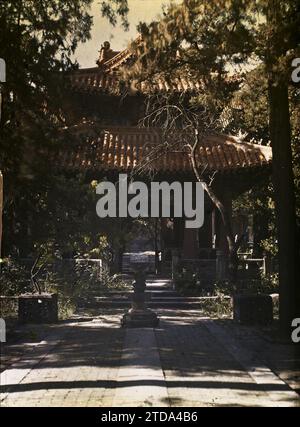 Confucius temple 1912 Stock Photo - Alamy