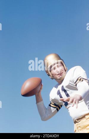 ANNAPOLIS, MD - MARCH, 1955: Quarterback George Welsh #11 of the Navy ...