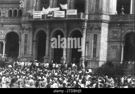 Metal strike May 1978. Credit: Album / Archivo ABC / Díaz Japón Stock ...