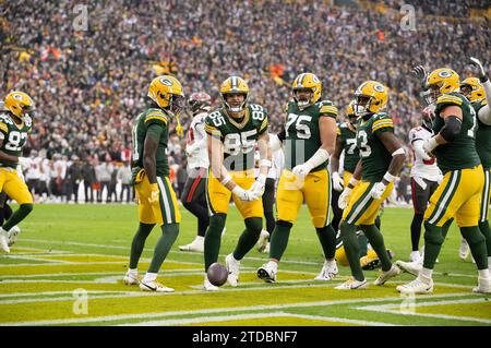 Green Bay Packers guard Sean Rhyan (75) with teammates during an NFL ...