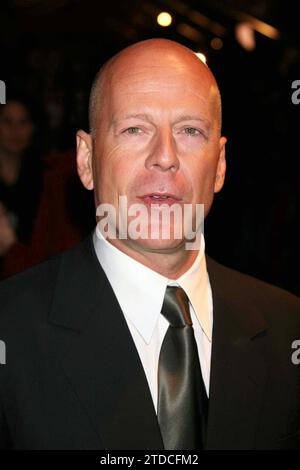 Bruce Willis attends the premiere of "Perfect Strangers" at the ...