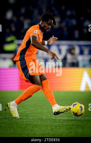 Inter's Yann Aurel Bisseck in action during Parma Calcio vs Inter - FC ...