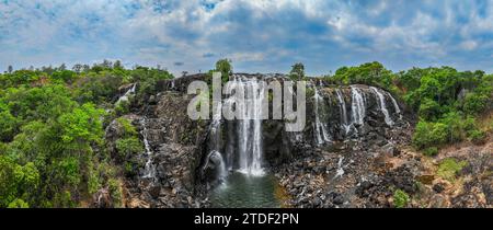 Aerial of Chiumbe waterfalls, Lunda Sul, Angola, Africa Stock Photo - Alamy