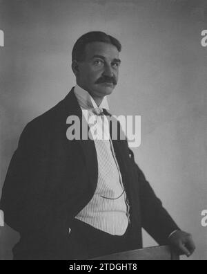 Portrait of Lyman Frank Baum. Year 1908. By Dana Hull Stock Photo - Alamy
