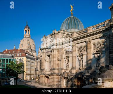 Georg Treu Platz with the building of the Neuer Saechsischer ...